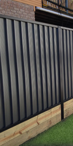 ColorMAX® Boundary Fencing manufactured from COLORBOND®