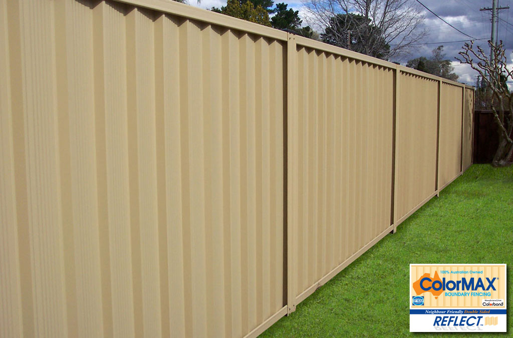 ColorMAX® Boundary Fencing manufactured from COLORBOND®